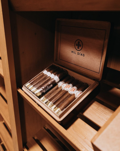 Alchemy Lounge + Cigar | Downtown Knoxville