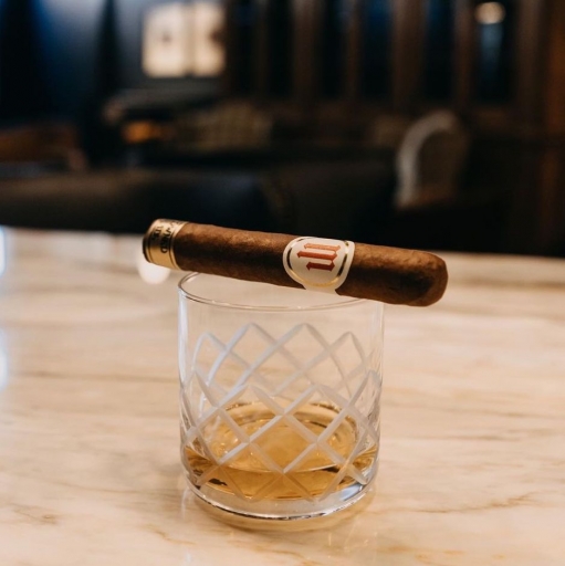 Alchemy Lounge + Cigar | Downtown Knoxville
